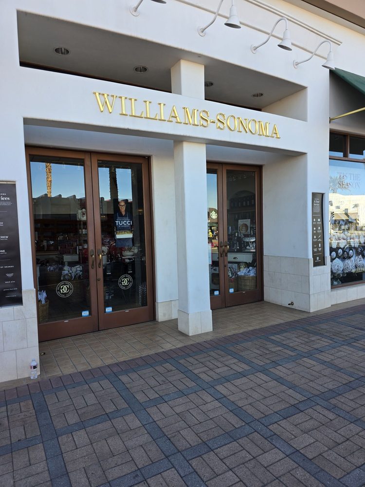 Williams Sonoma Palm Desert