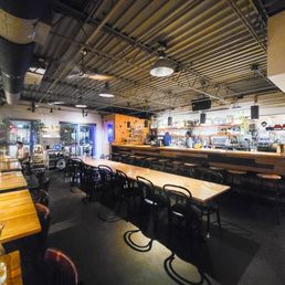 MOTT ST - Updated July 2025 - 2076 Photos & 1098 Reviews - 1401 N ...