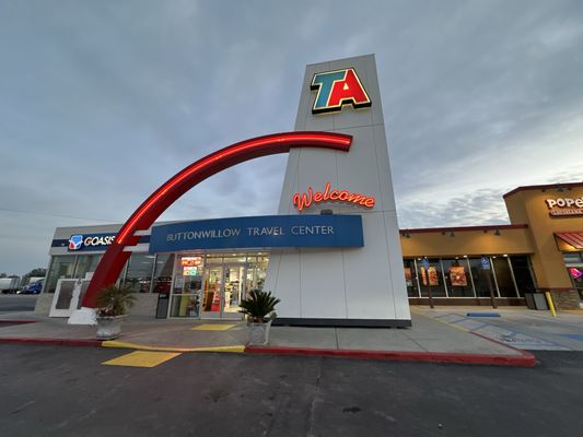 TA TRAVEL CENTER - Updated August 2024 - 135 Photos & 112 Reviews ...