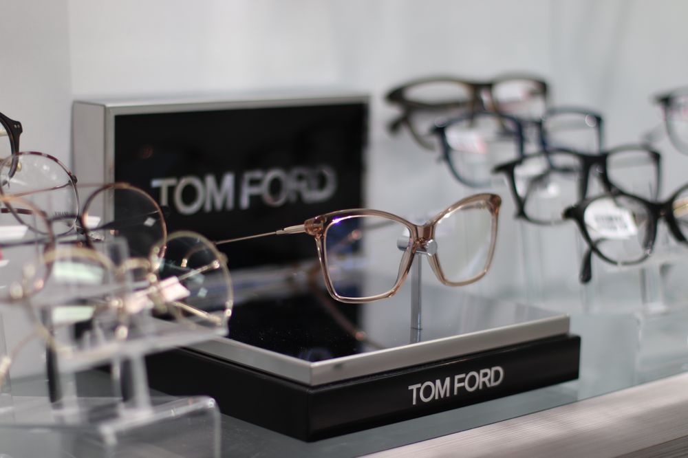 FOCUS VISION OPTOMETRIC CENTER - Updated December 2025 - 31 Photos & 86 ...