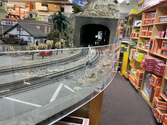 TRAIN SHACK - Updated December 2025 - 99 Photos & 126 Reviews - 1030 N ...