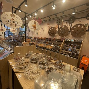 NUTS FACTORY - Updated December 2025 - 57 Photos & 40 Reviews - 62-66 ...