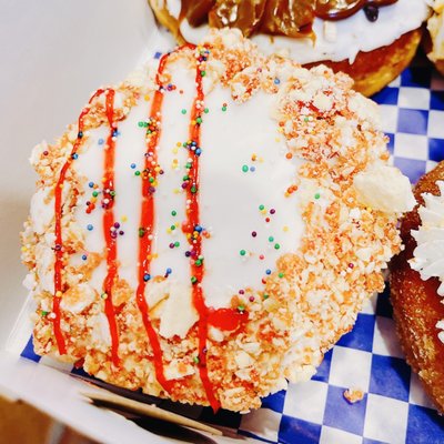 DG DOUGHNUTS - Updated April 2025 - 1414 Photos & 476 Reviews - 29 W ...