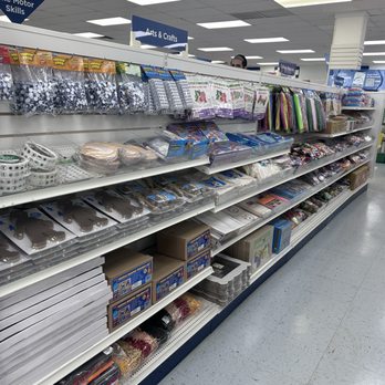 LAKESHORE LEARNING STORE - Updated October 2025 - 28 Photos - 5795 S ...