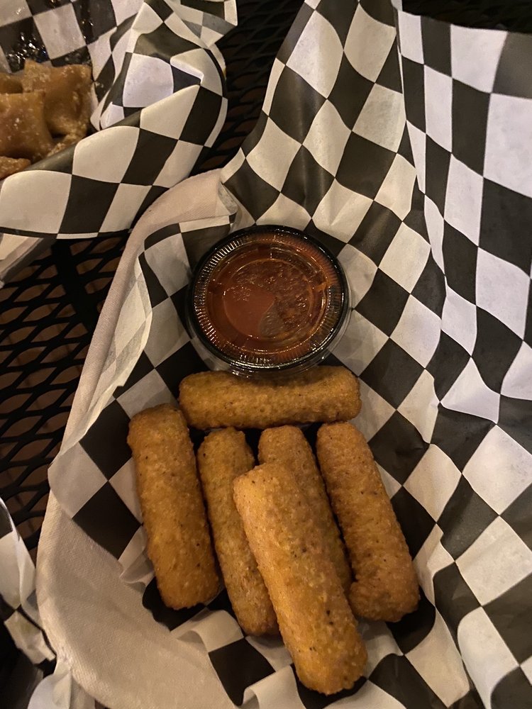 NEIGHBOR’S PUB - Updated January 2026 - 132 Photos & 208 Reviews - 752 ...