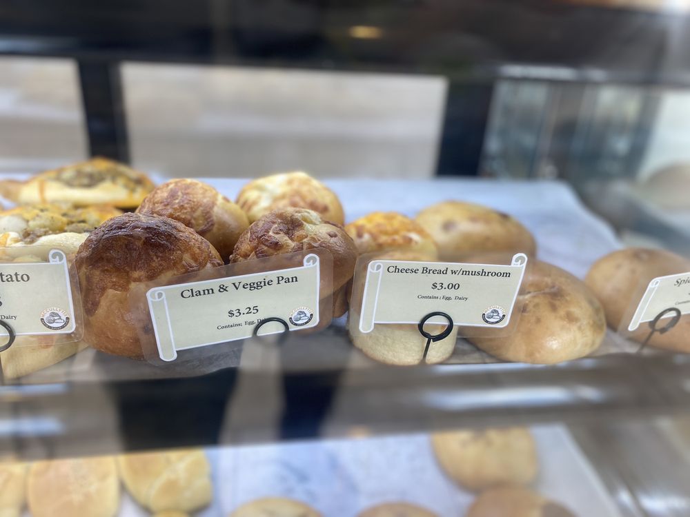 DELL’S KITCHEN AND BAKERY - 573 Photos & 126 Reviews - 1110 McCully St ...