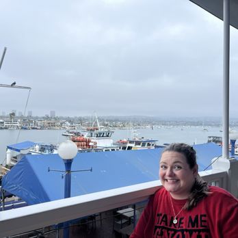 NEWPORT LANDING RESTAURANT - Updated June 2025 - 1120 Photos & 1049 ...