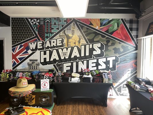 HAWAII’S FINEST CLOTHING - 78 Photos & 70 Reviews - 1450 Ala Moana Blvd ...