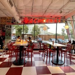 LUCKY’S HOT CHICKEN - Updated July 2025 - 382 Photos & 328 Reviews ...