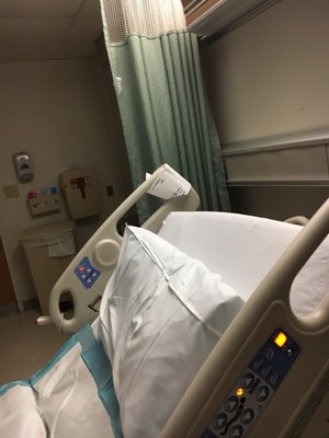 ST JOSEPH’S UNIVERSITY MEDICAL CENTER - Updated December 2025 - 31 ...