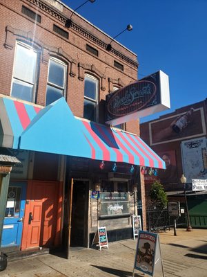 BEALE SWEETS SUGAR SHACK - Updated March 2026 - 88 Photos & 52 Reviews ...