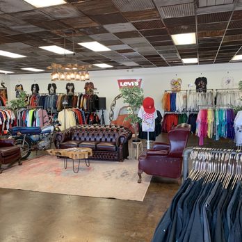 THRIFTED THREADS - Updated December 2025 - 26 Photos & 11 Reviews ...