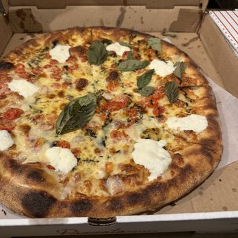 PIZZATA PIZZERIA - Updated October 2025 - 174 Photos & 142 Reviews ...