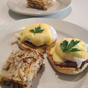 LABOR STREET CAFE - Updated June 2024 - 54 Photos & 26 Reviews - 718 ...