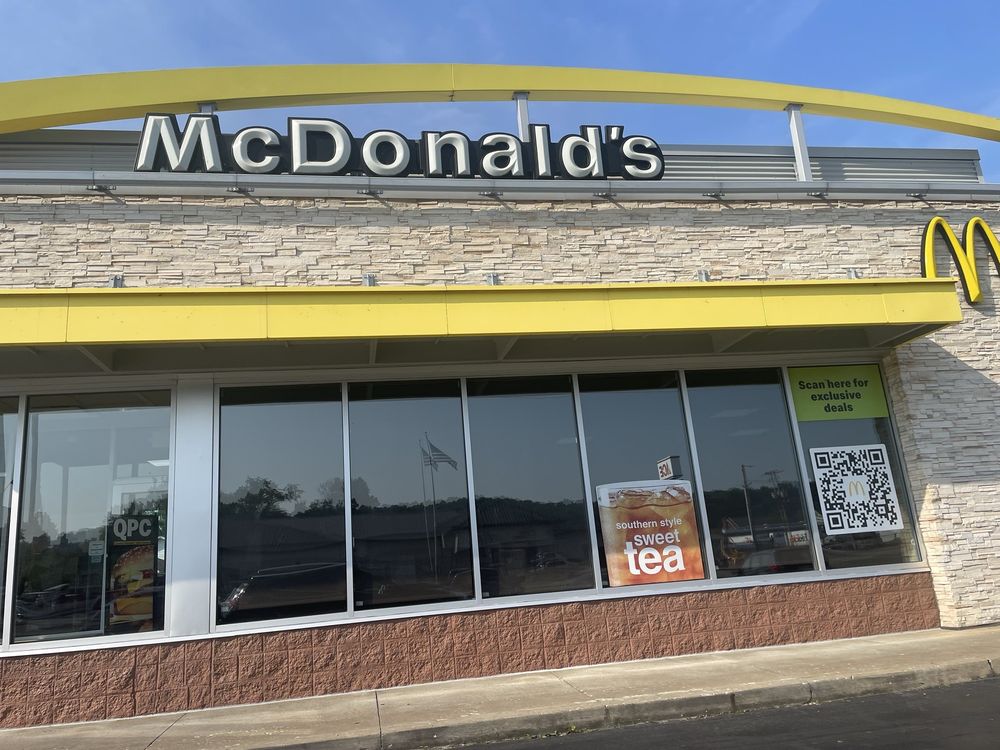 MCDONALD’S - Updated July 2024 - 602 Oak St, Kenova, West Virginia ...