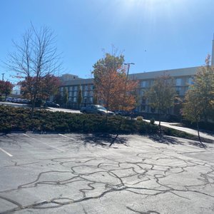 BOSTON MARRIOTT NEWTON - 111 Photos & 142 Reviews - 2345 Commonwealth ...