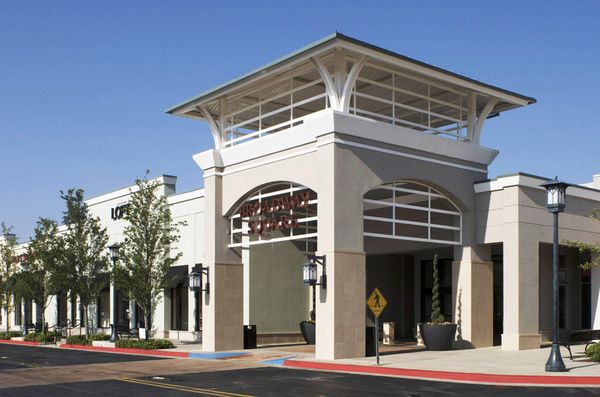 BROADWAY SQUARE - Updated August 2025 - 39 Photos & 17 Reviews - 4601 S ...