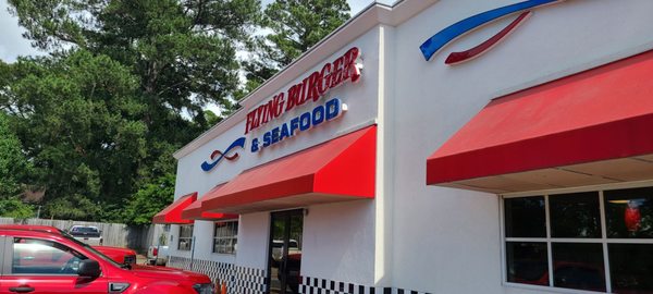 FLYING BURGER - Updated June 2025 - 53 Photos & 124 Reviews - 1108 Tech ...