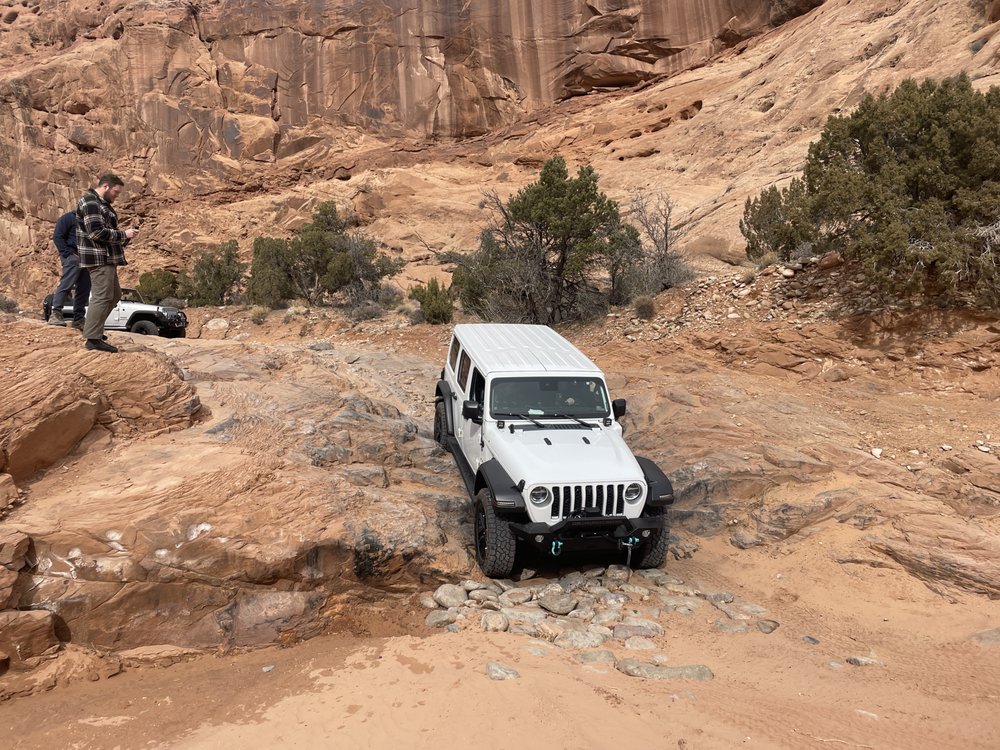 DISCOVERY AUTO GROUP - Updated December 2025 - 38 Photos & 15 Reviews ...