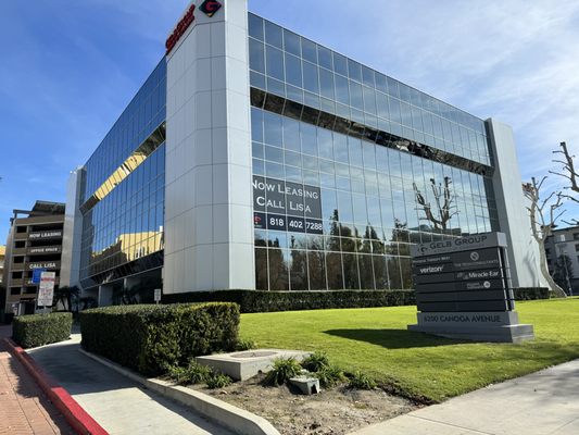 EDGE PROPERTY MANAGEMENT - Updated December 2025 - 13 Reviews - 6200 ...