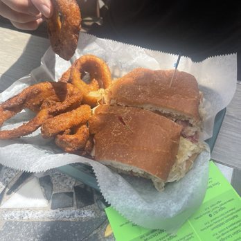 DOGTOWN - Updated July 2025 - 598 Photos & 886 Reviews - 691 Monroe Ave ...