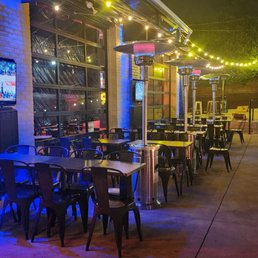 BOWSTRING PIZZA AND BREWYARD - Updated July 2025 - 124 Photos & 97 ...