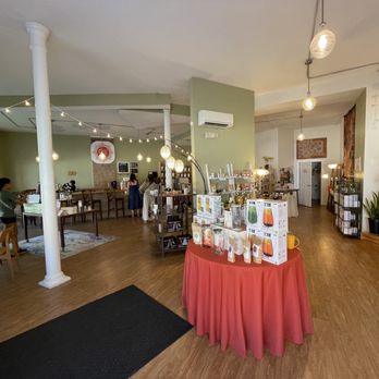 HAPPY EARTH TEA - Updated December 2025 - 74 Photos & 57 Reviews - 696 ...