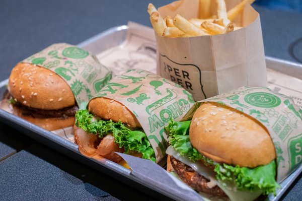 SUPER DUPER BURGERS - 2258 Photos & 2890 Reviews - 721 Market St, San ...