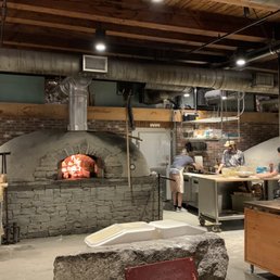 FLATBREAD COMPANY - Updated May 2025 - 744 Photos & 877 Reviews - 72 ...