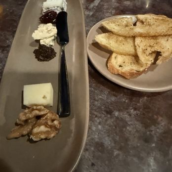 FROG & SLIM - Updated January 2025 - 1023 Photos & 513 Reviews - 1420 ...