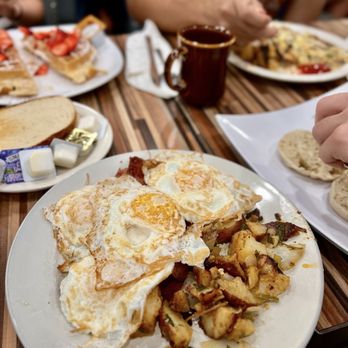 ANDREWS NYC DINER - Updated September 2024 - 580 Photos & 602 Reviews ...