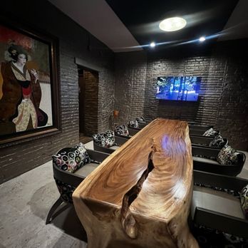 SAKE A GOGO - Updated June 2025 - 99 Photos & 14 Reviews - 620 E Market ...