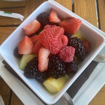 PACIFIC’S EDGE RESTAURANT - Updated 05/2025 - 1359 Photos & 798 Reviews ...