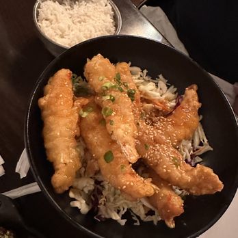 MAMALING ASIAN STREET FOOD - Updated May 2024 - 379 Photos & 390 ...