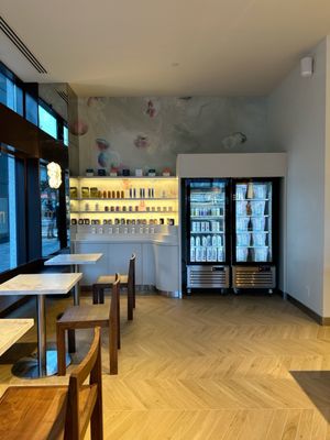 NUTBAR - Updated December 2025 - 10 Photos - 102 Bloor Street W ...