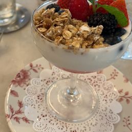 LITTLE HEN - HOUSTON - Updated December 2025 - 1372 Photos & 487 ...