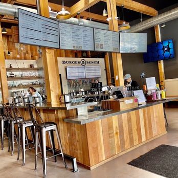 BURGER BENCH - Updated June 2025 - 146 Photos & 65 Reviews - 230 Main ...