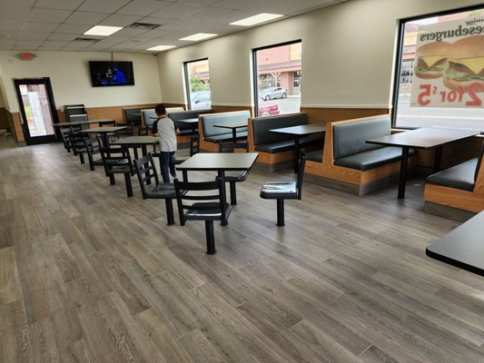 TOM’S JR BURGERS - Updated December 2025 - 129 Photos & 178 Reviews ...