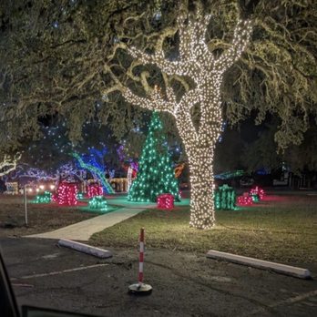 THE JONES CHRISTMAS RANCH - Updated November 2025 - 31 Photos - 43360 ...