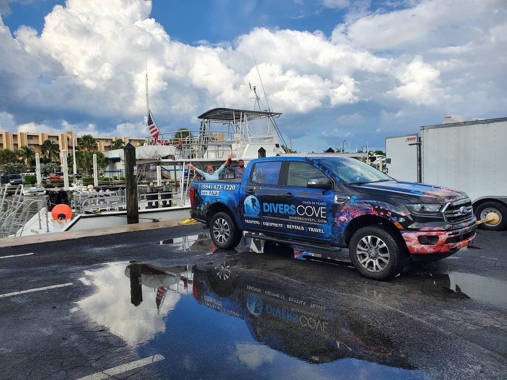 DIVERS COVE - Updated January 2026 - 262 Photos & 36 Reviews - 2335 S ...