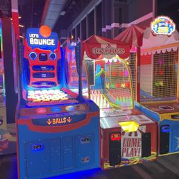 BOWLERO OXNARD - Updated December 2025 - 163 Photos & 194 Reviews - 601 ...