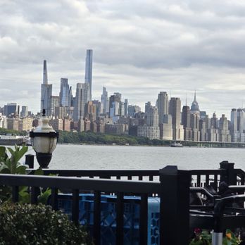 HAVEN RIVERFRONT RESTAURANT AND BAR - Updated November 2024 - 2607 ...