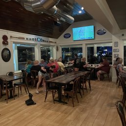 UNCLE ERNIE’S BAYFRONT BAR & GRILL - Updated November 2025 - 842 Photos ...