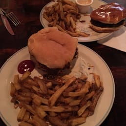 THE WREN - Updated December 2025 - 165 Photos & 244 Reviews - 1382 ...