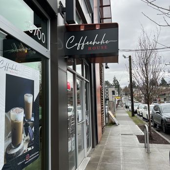 COFFEEHOLIC HOUSE - 1480 Photos & 722 Reviews - 3700 S Hudson St ...