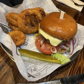 UNCOMMON GRILL - Updated July 2024 - 344 Photos & 324 Reviews - 777 ...