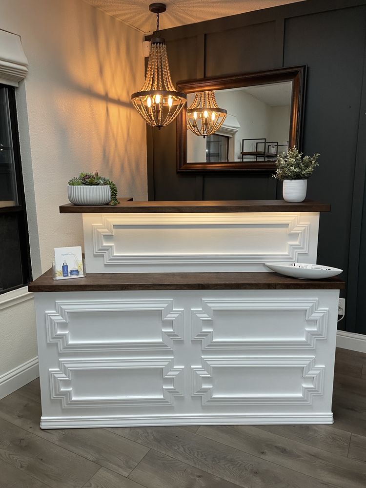 ENVY AESTHETICS - Updated December 2025 - 10 Photos - 4122 Cameron Park ...