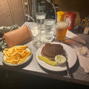 HACKNEY’S ON HARMS - 175 Photos & 257 Reviews - 1241 Harms Rd, Glenview ...