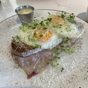 OEB BREAKFAST CO. - LIBERTY VILLAGE - Updated April 2025 - 470 Photos ...