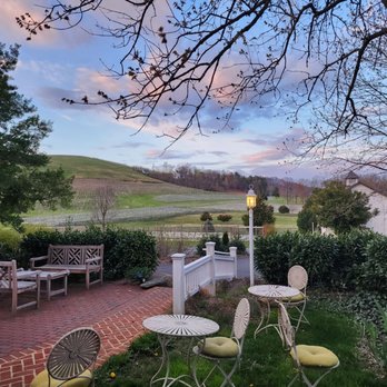 THE FARMHOUSE AT VERITAS - Updated November 2024 - 150 Photos & 93 ...